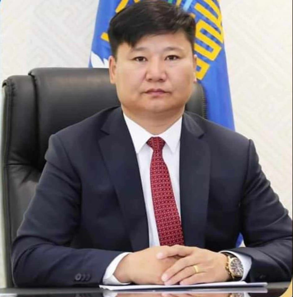 Өвөрхангай аймгийн Засаг даргаар нэр дэвшүүлсэн И Доржсүрэн гэж хэн бэ